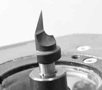 Como fresar elementos decorativos com a tupia da Festool